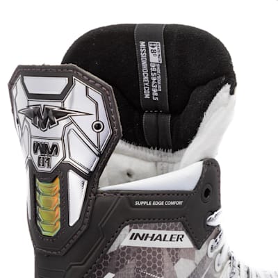 Mission Inhaler WM01 RH Skate - Senior | Pure Hockey Equipment